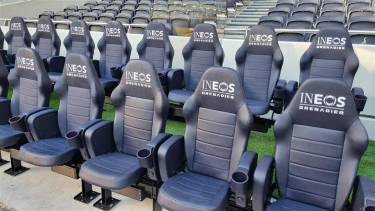 Tottenham Hotspur FC New Players Seating, UK - bluecube